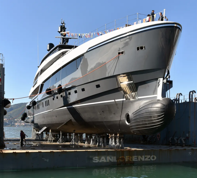 Yacht ALMA, Sanlorenzo | CHARTERWORLD Luxury Superyacht Charters