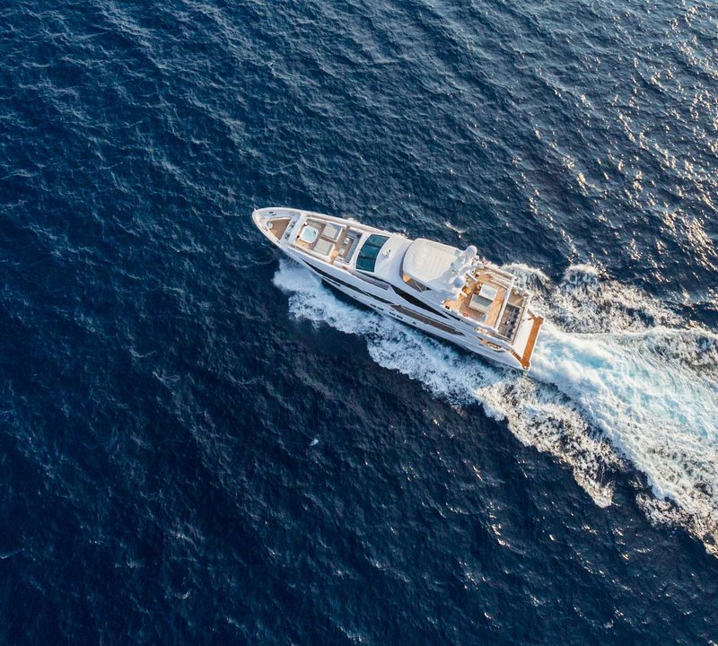 Fast 125 Vivace Yacht Charter Details, Benetti | CHARTERWORLD Luxury ...