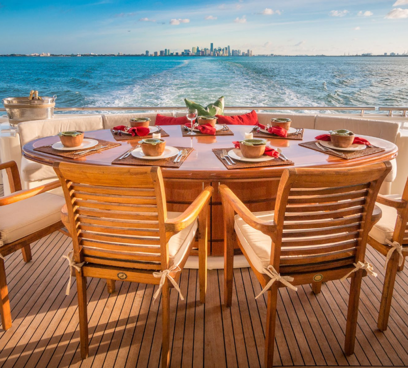 New Ferretti 870 Motor Yacht TAI HE BAN Special Edition – Best Semi ...