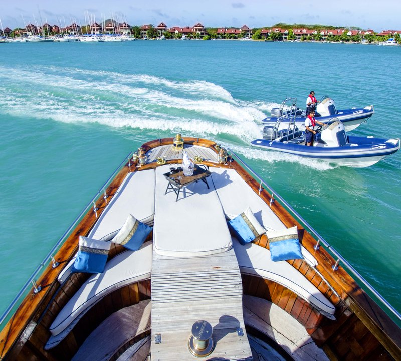 KALIZMA Yacht Charter Details, Ramage & Ferguson | CHARTERWORLD Luxury ...