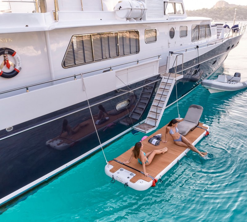 ALAYA Yacht Charter Details, Lurssen | CHARTERWORLD Luxury Superyachts