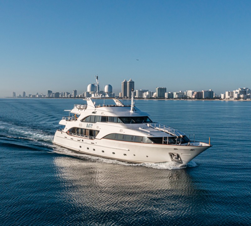 Yacht LADY GAYLE MARIE, Burger Boat Company | CHARTERWORLD Luxury ...