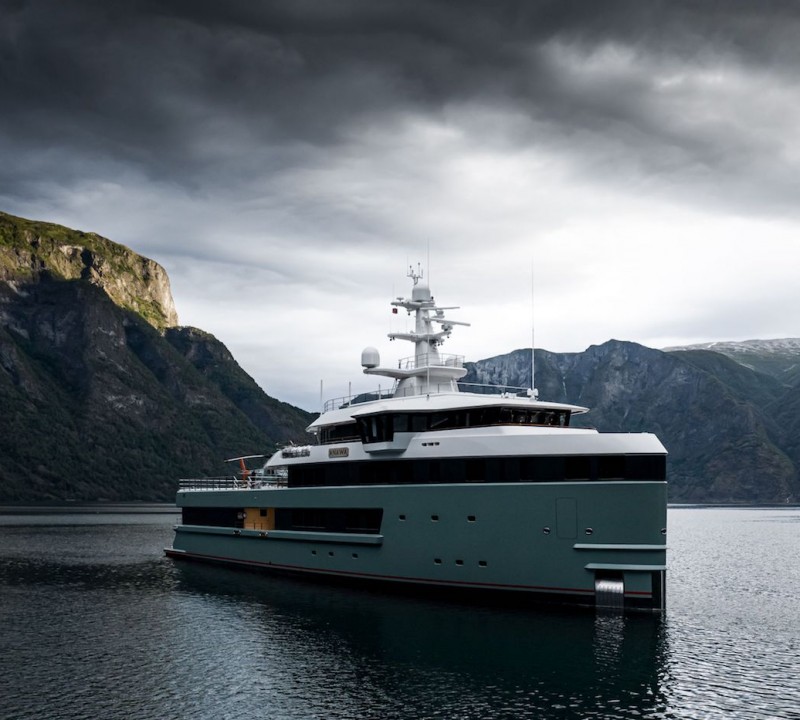 Yacht ANAWA, DAMEN | CHARTERWORLD Luxury Superyacht Charters
