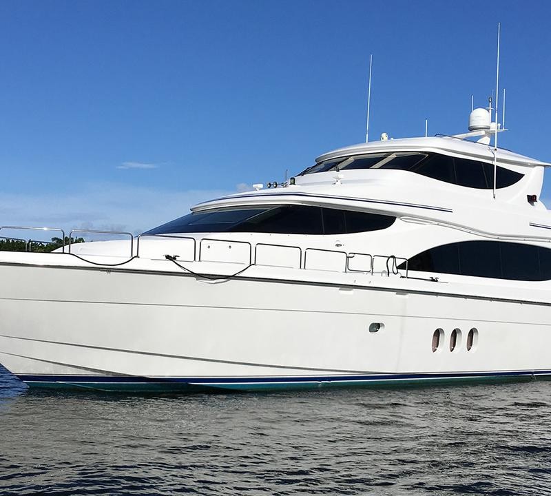 Yacht LEXUS LADY, Hatteras | CHARTERWORLD Luxury Superyacht Charters