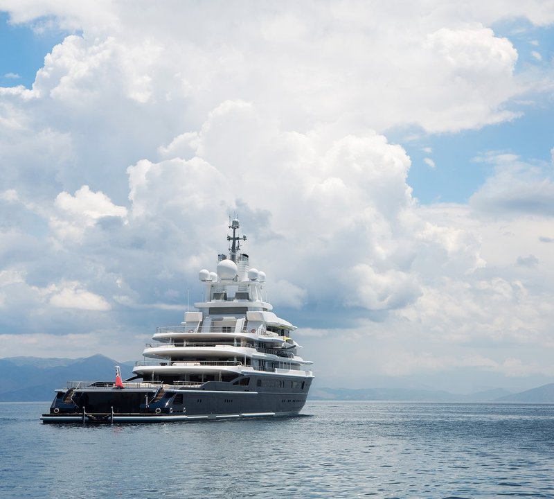 LUNA Yacht Charter Details, Lloyd Werft and Stahlbau Shipyard ...