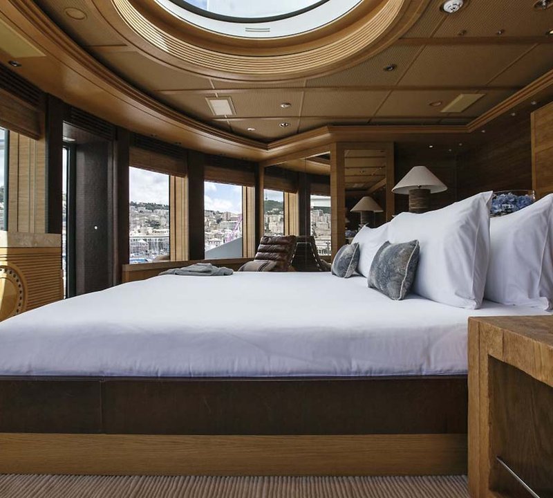 Master Stateroom Image Gallery – Luxury Yacht Browser | by CHARTERWORLD ...