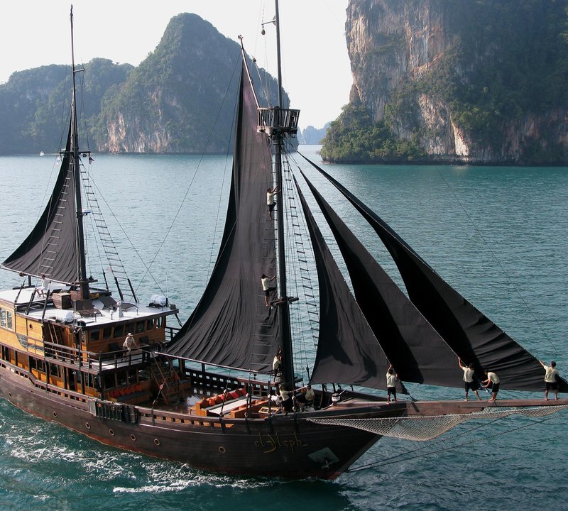 Japan Yacht Charters | Yacht List | The Complete 2022 & 2023 Guide by ...