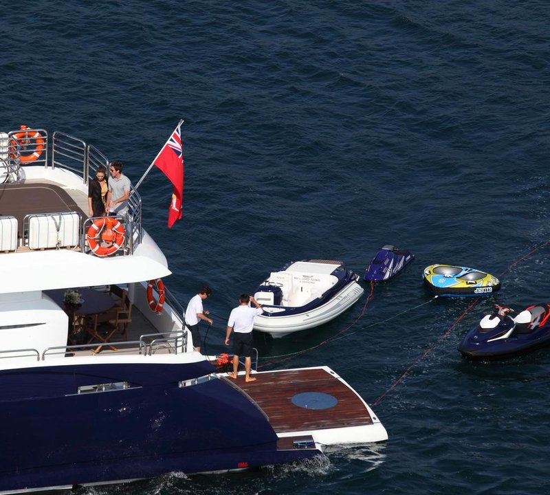 KEFI Yacht Charter Details, Sunseeker | CHARTERWORLD Luxury Superyachts