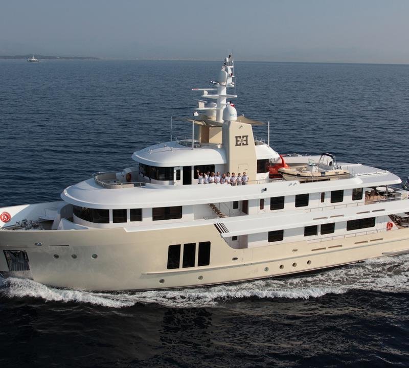 Underway Image Gallery – Luxury Yacht Browser | by CHARTERWORLD ...