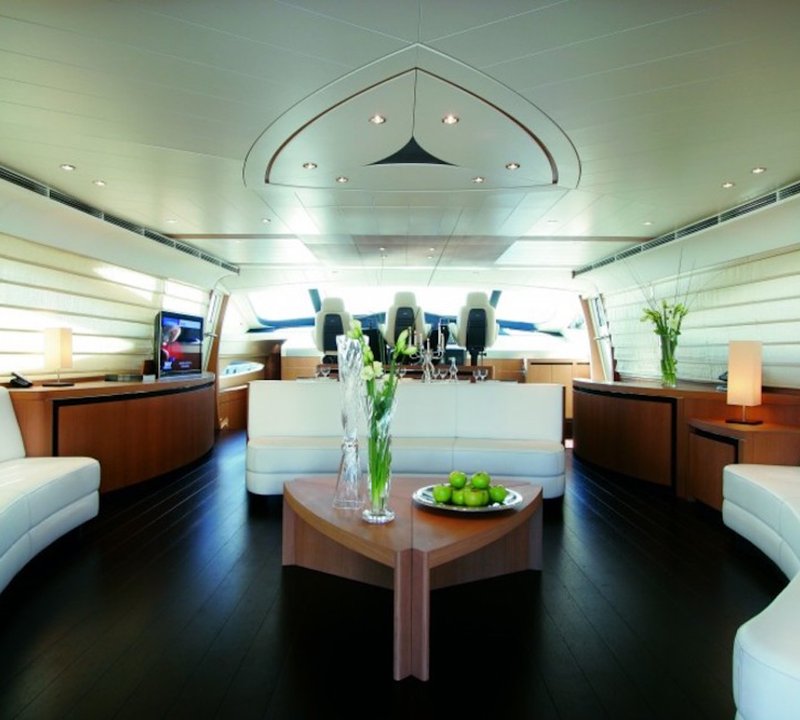 Pershing Image Gallery – Luxury Yacht Browser | by CHARTERWORLD ...