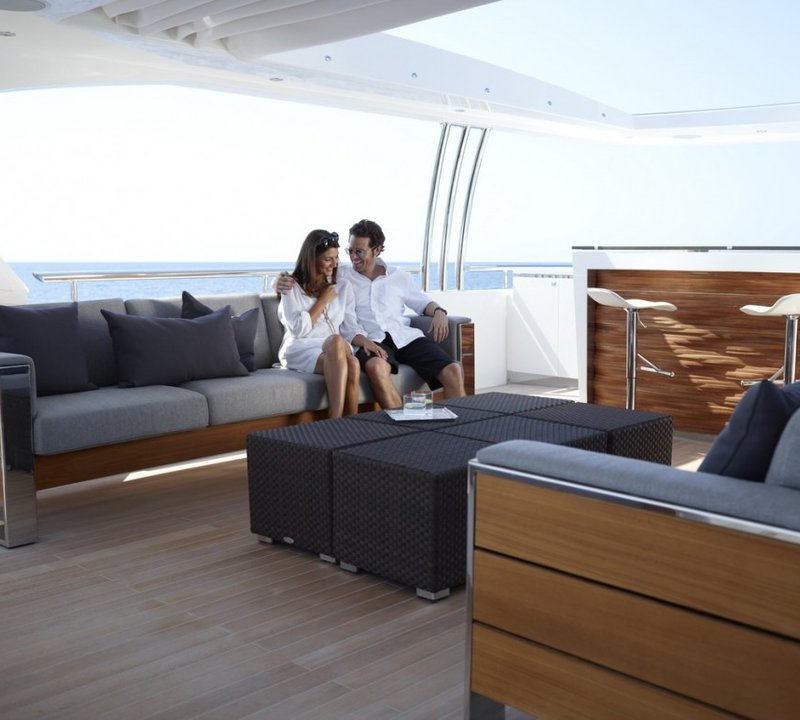 IMPERIAL PRINCESS BEATRICE Yacht Charter Details, Princess 40M ...