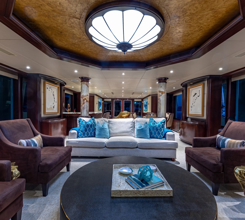 Starship Yacht Charter Details, Crewed charter boat | CHARTERWORLD ...