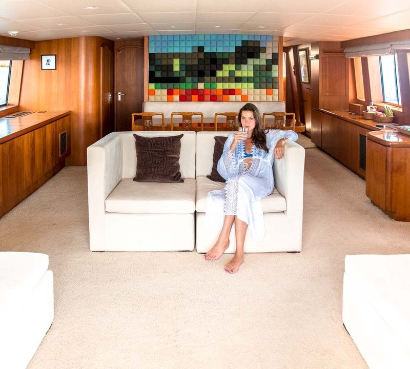 PIXEL Yacht Charter Details, Cheoy Lee | CHARTERWORLD Luxury Superyachts