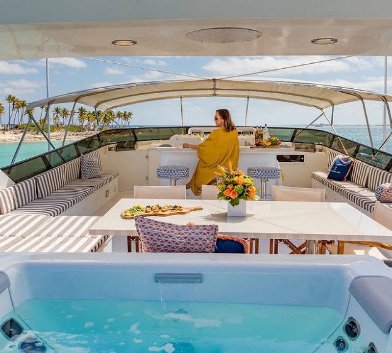 ALEXANDRA JANE Yacht Charter Details, Broward Marine | CHARTERWORLD ...