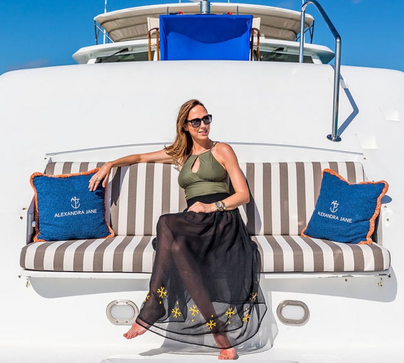 ALEXANDRA JANE Yacht Charter Details, Broward Marine | CHARTERWORLD ...