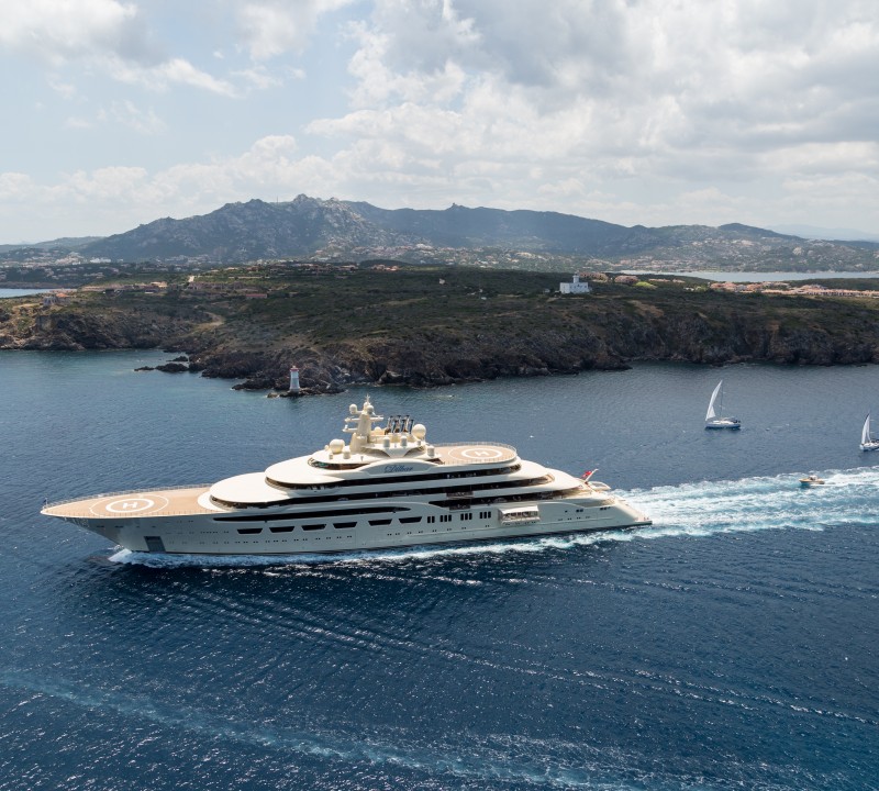 Yacht DILBAR, Lurssen | CHARTERWORLD Luxury Superyacht Charters