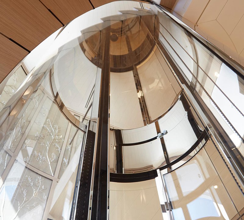 Yacht JOY, Feadship | CHARTERWORLD Luxury Superyacht Charters