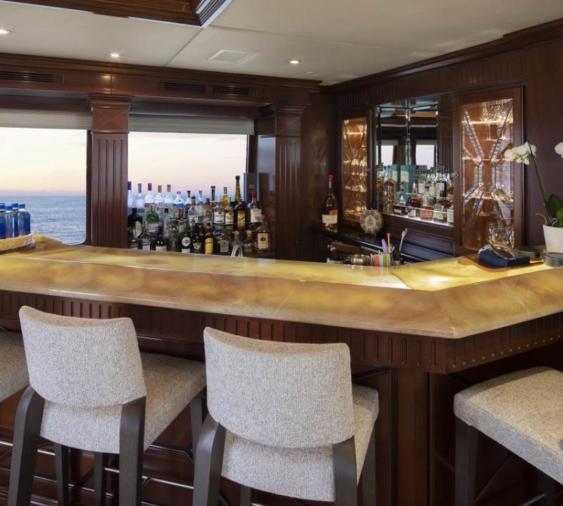 NELA Yacht Charter Details, Benetti | CHARTERWORLD Luxury Superyachts
