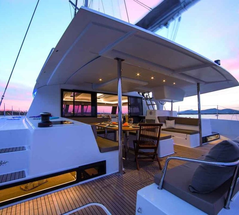 Isabelle Racoupeau Image Gallery – Luxury Yacht Browser | by ...