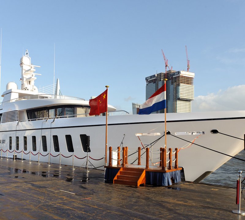 Yacht BLUE SKY, a Feadship F45 Vantage Superyacht | CHARTERWORLD Luxury ...