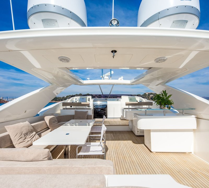 Yacht JAGB, Ferretti | CHARTERWORLD Luxury Superyacht Charters
