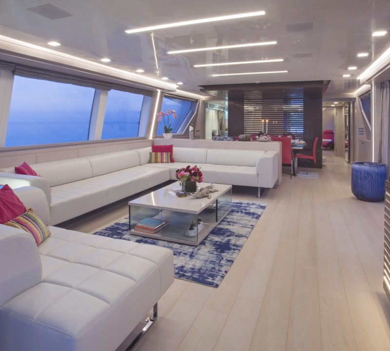 ALANDREA Yacht Charter Details, Ferretti | CHARTERWORLD Luxury Superyachts
