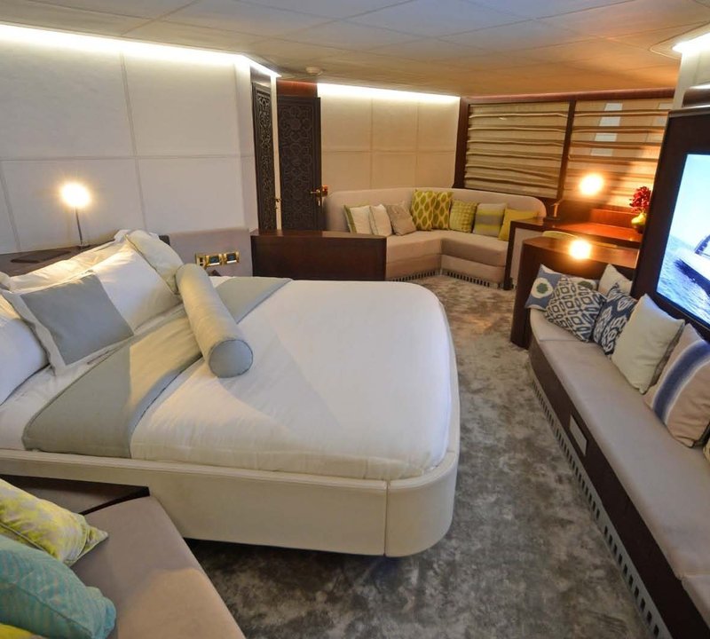 Yacht GINGER, Pershing 115 | CHARTERWORLD Luxury Superyacht Charters