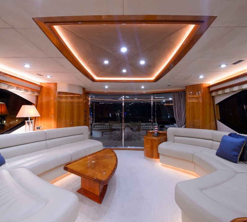 Yacht ACQUA ALBERTI, Sunseeker | CHARTERWORLD Luxury Superyacht Charters