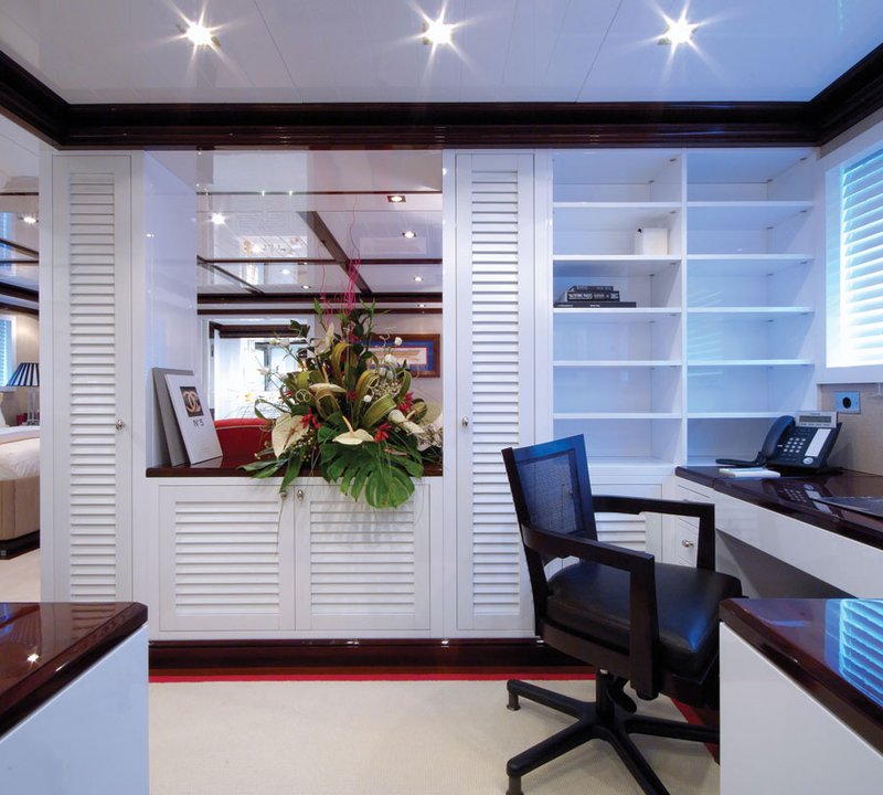 Master Office Image Gallery – Luxury Yacht Browser | by CHARTERWORLD ...