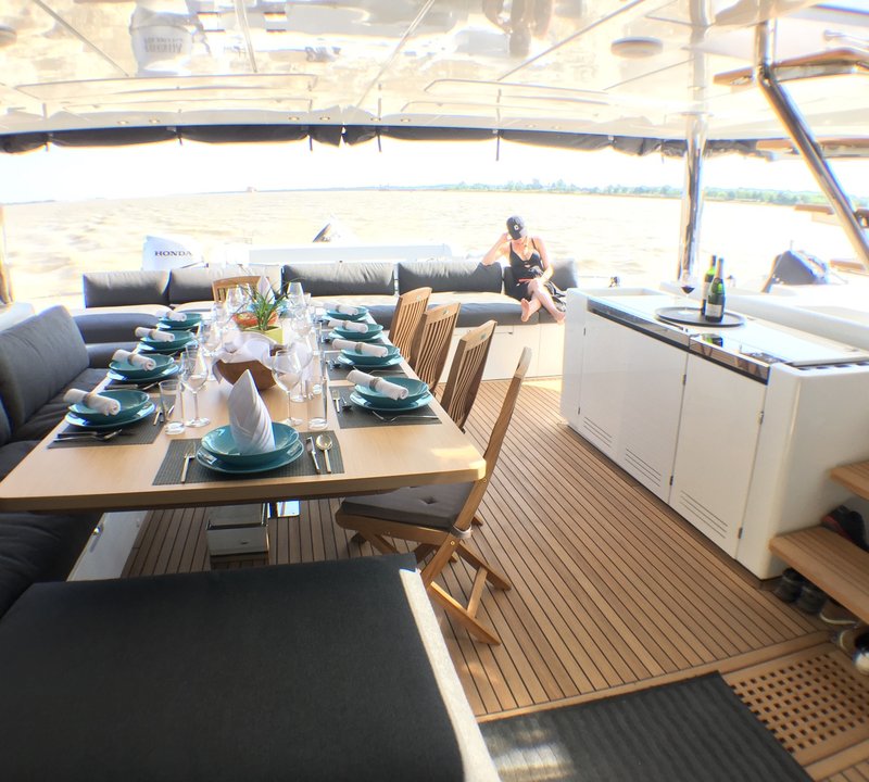 SEAHOME Yacht Charter Details, Lagoon | CHARTERWORLD Luxury Superyachts