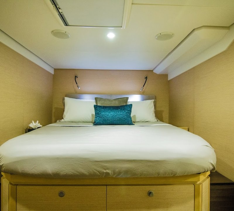 LADY KATLO Yacht Charter Details, Lagoon 620 Luxury Catamaran ...