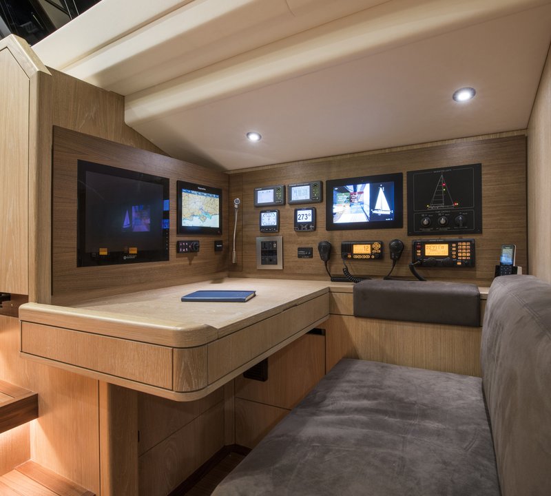 Firebird Yacht Charter Details, Oyster Marine | CHARTERWORLD Luxury ...