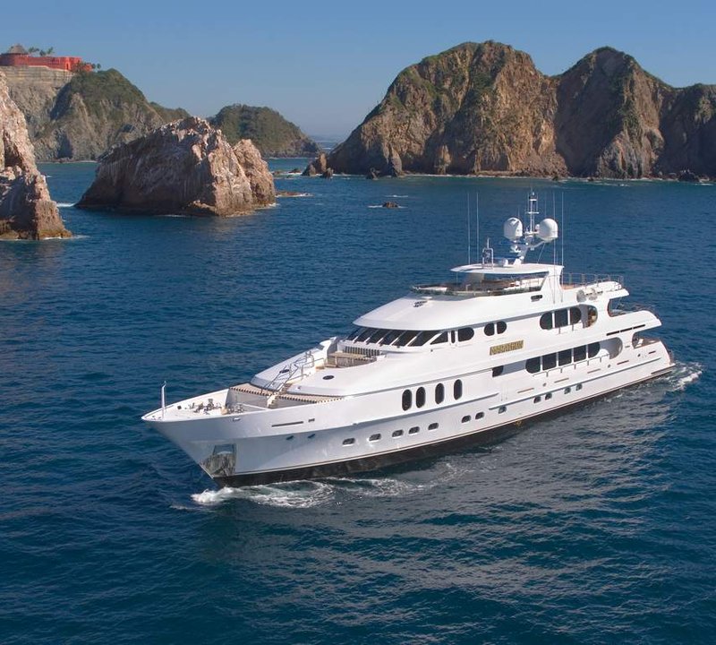 Scott Free Image Gallery – Luxury Yacht Browser | by CHARTERWORLD ...