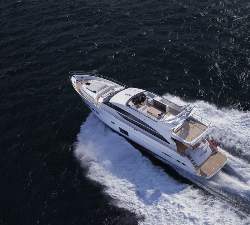 SAMAKANDA Yacht Charter Details, Princess 82 | CHARTERWORLD Luxury ...