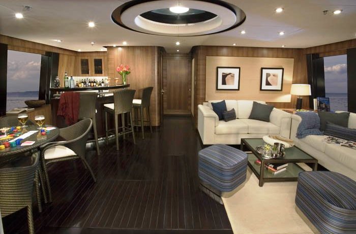 Yacht CALIXAS 105, Horizon Yachts | CHARTERWORLD Luxury Superyacht Charters