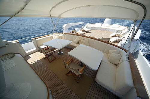 Yacht DRY SPIRIT, Benetti Yachts | CHARTERWORLD Luxury Superyacht Charters