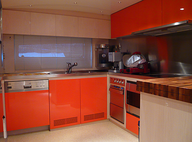 Yacht SARAMA, Baglietto | CHARTERWORLD Luxury Superyacht Charters