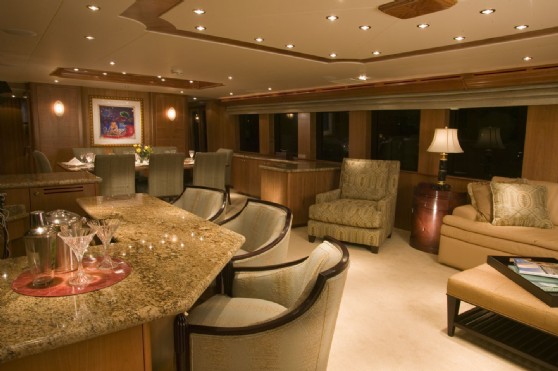 Yacht KHAKI BLUE, Hatteras Yachts | CHARTERWORLD Luxury Superyacht Charters