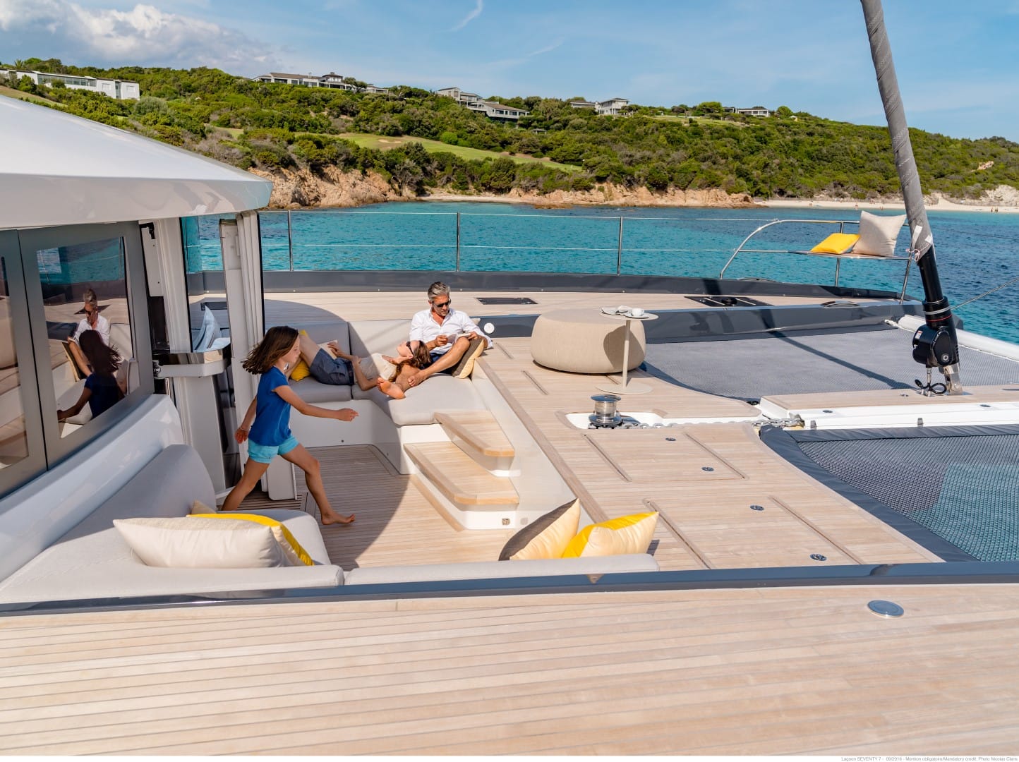 Catamaran yachts under 50ft for charter. | CHARTERWORLD Luxury Yacht ...