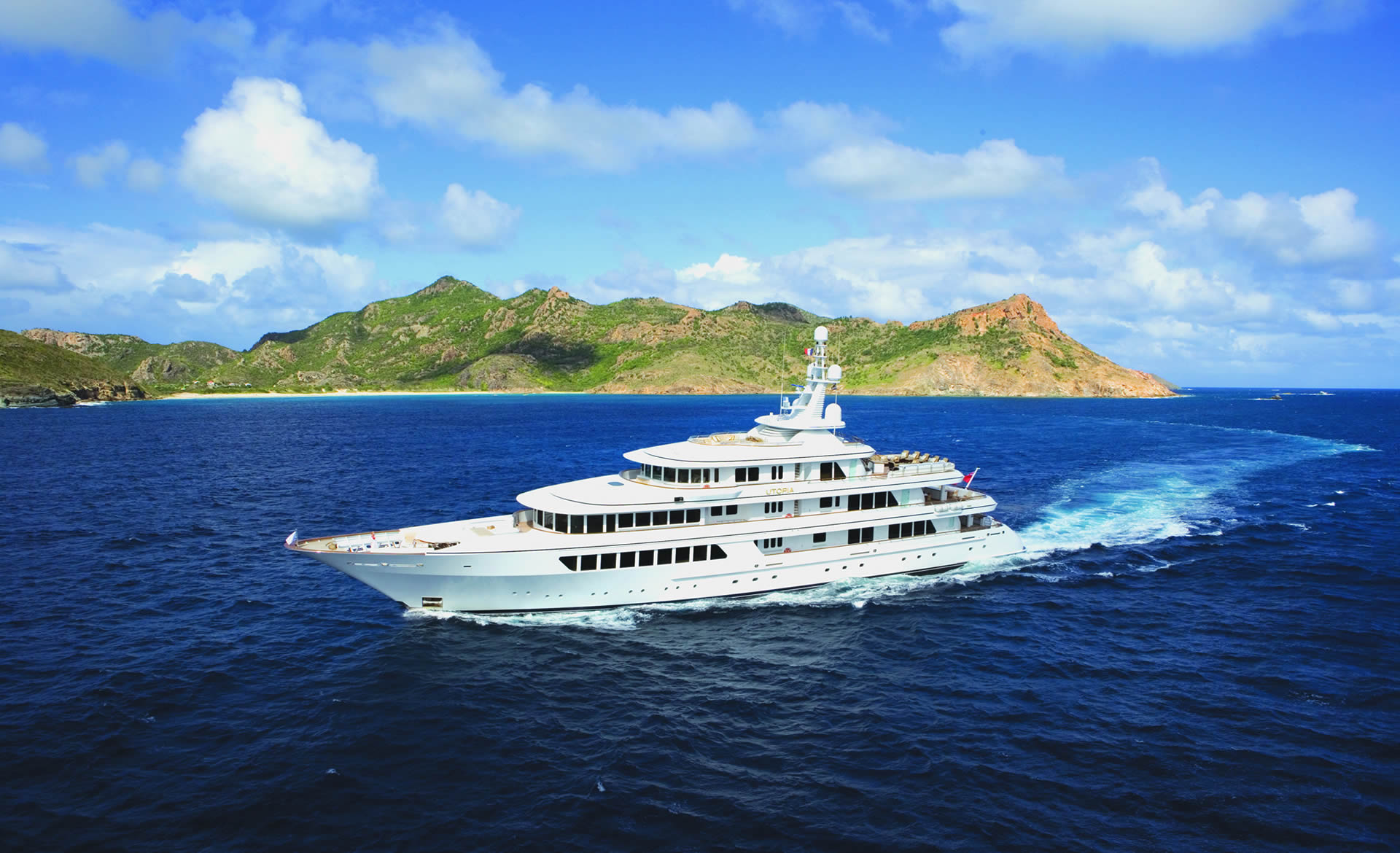 Utopia 3 Video | CHARTERWORLD Luxury Yacht Charters