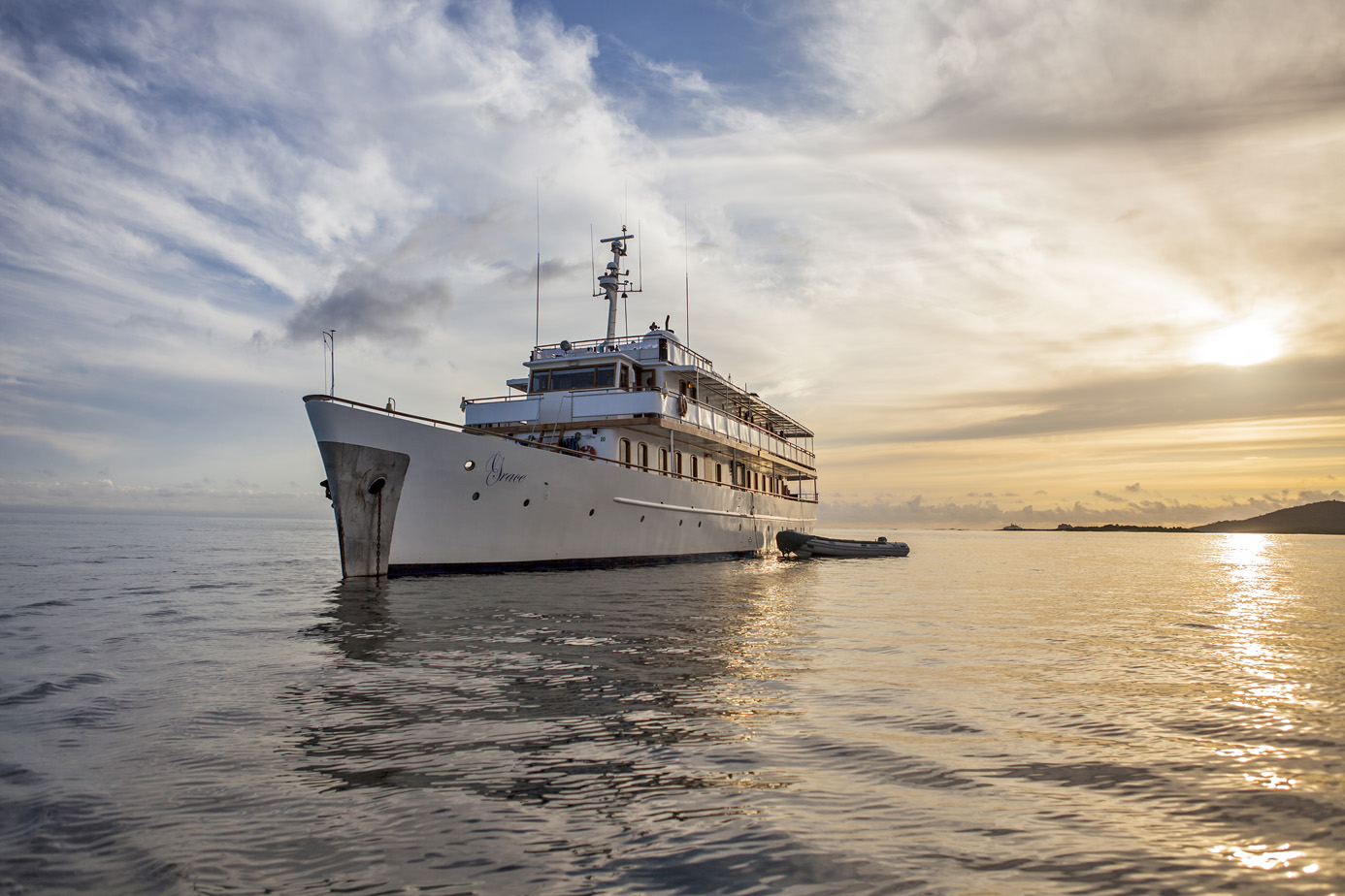 Top 10 Galapagos Yacht Charter Islands | CharterWorld