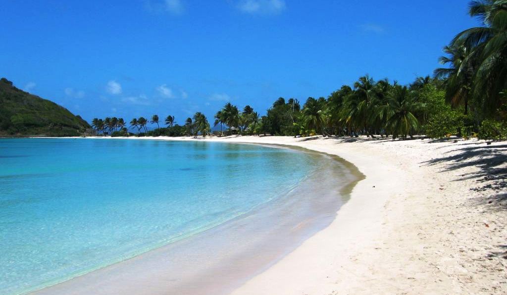 Mayreau Yacht Charters | The Complete 2025 & 2026 Guide by CHARTERWORLD