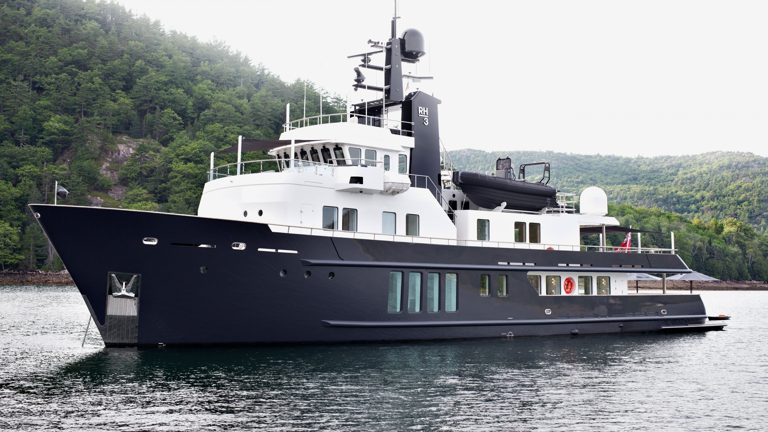 RH3 Yacht Charter Details, Explorer yacht | CHARTERWORLD Luxury Superyachts