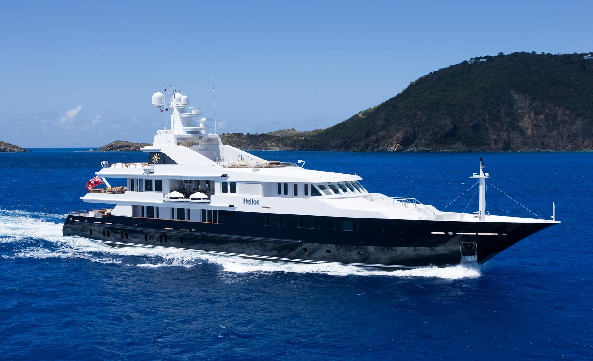 Helios Yacht Charter Details, Luxury Crewed Charter Yacht ...