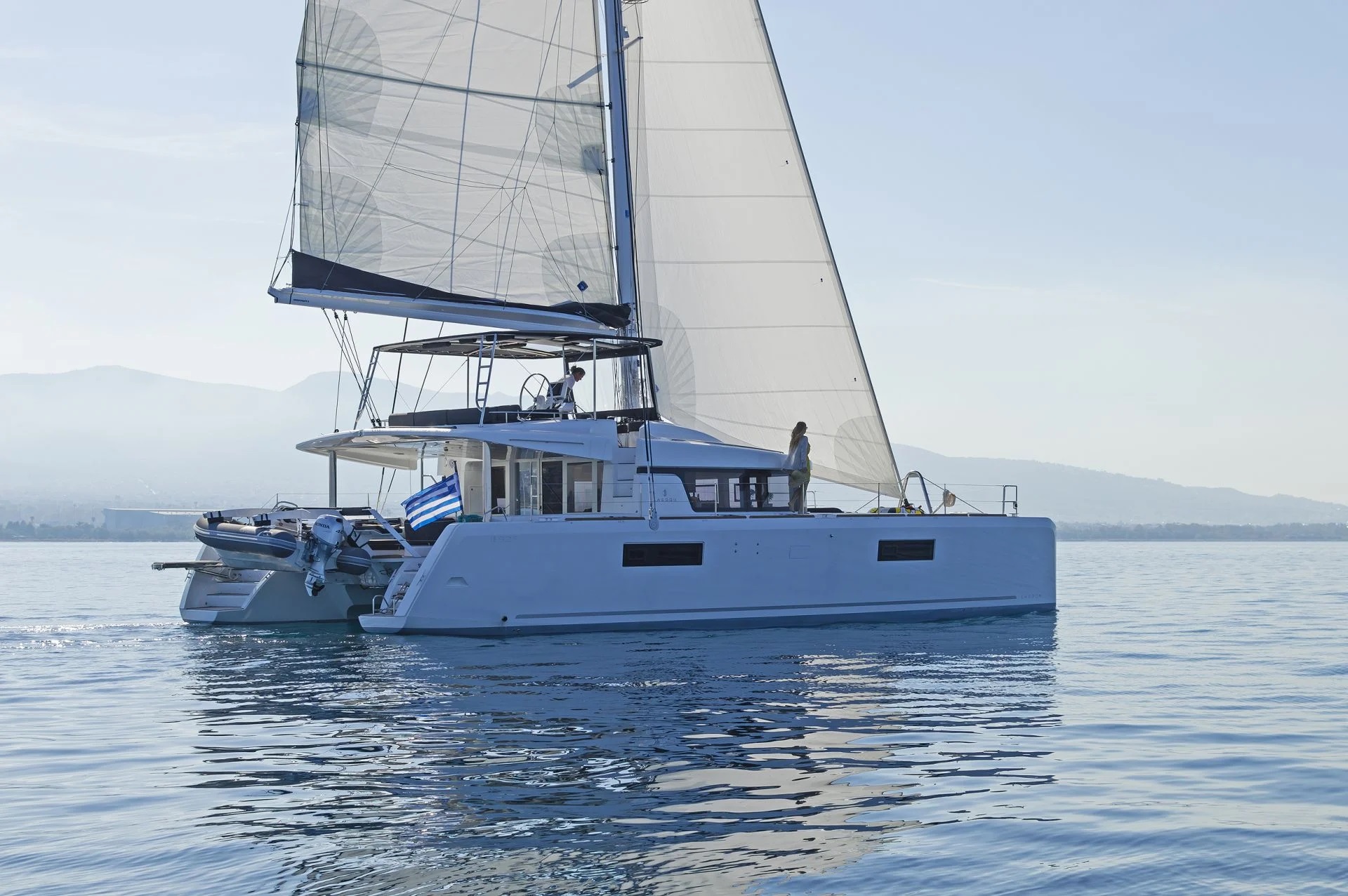 TAMIRO Yacht Charter Details, Lagoon 52' | CHARTERWORLD Luxury Superyachts