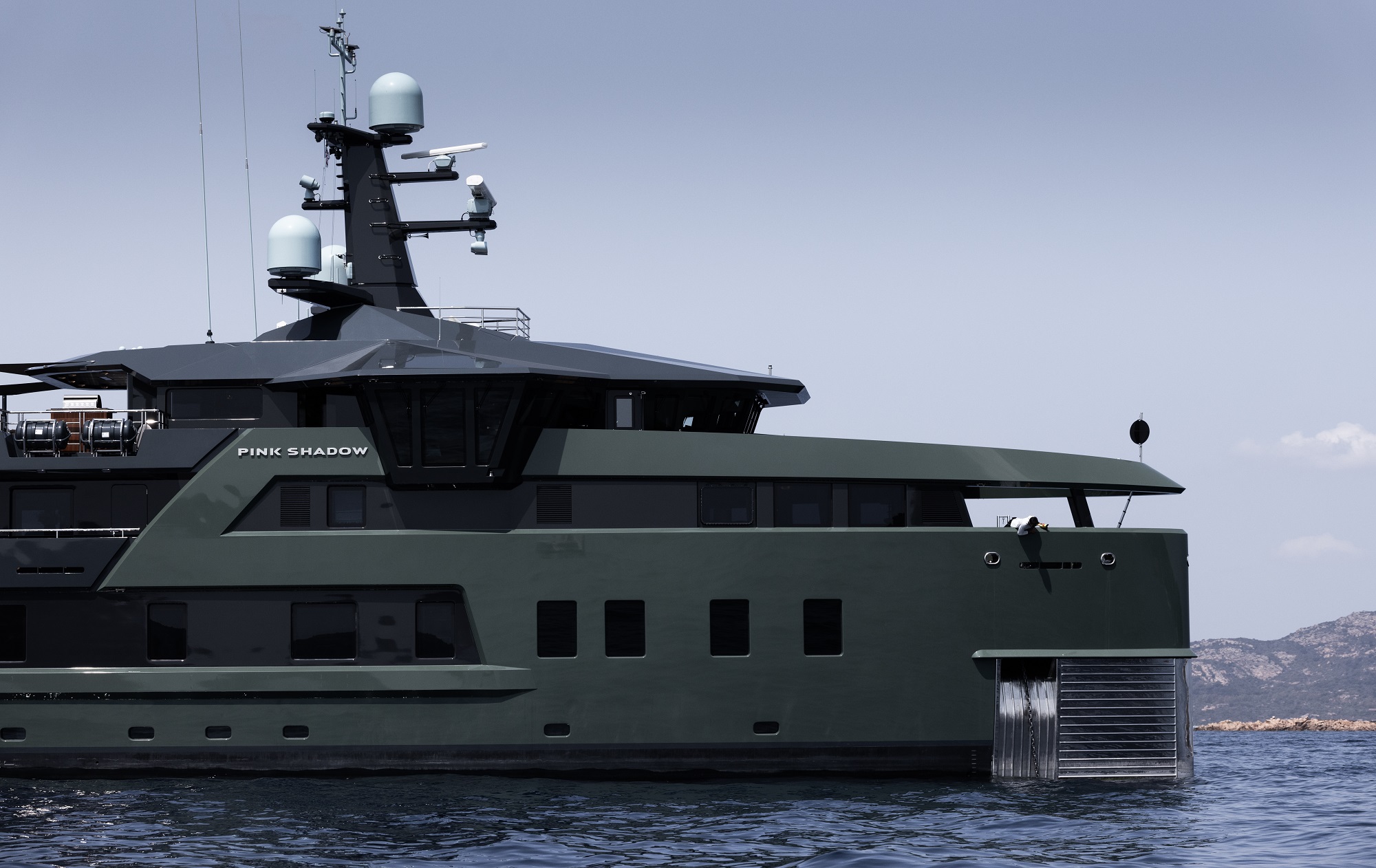 Yacht PINK SHADOW, Damen | CHARTERWORLD Luxury Superyacht Charters