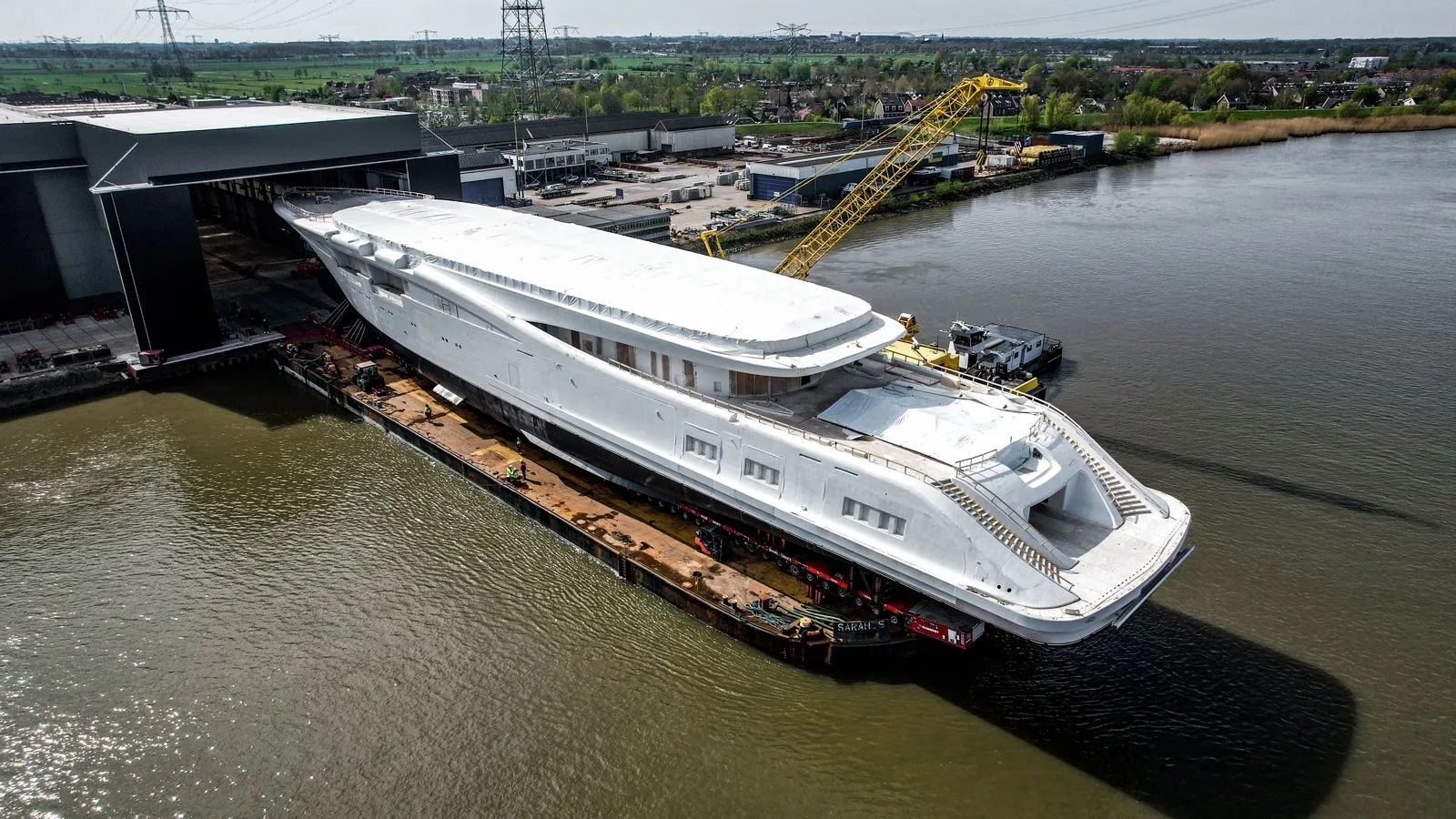 Yacht PROJECT 821, Feadship | CHARTERWORLD Luxury Superyacht Charters