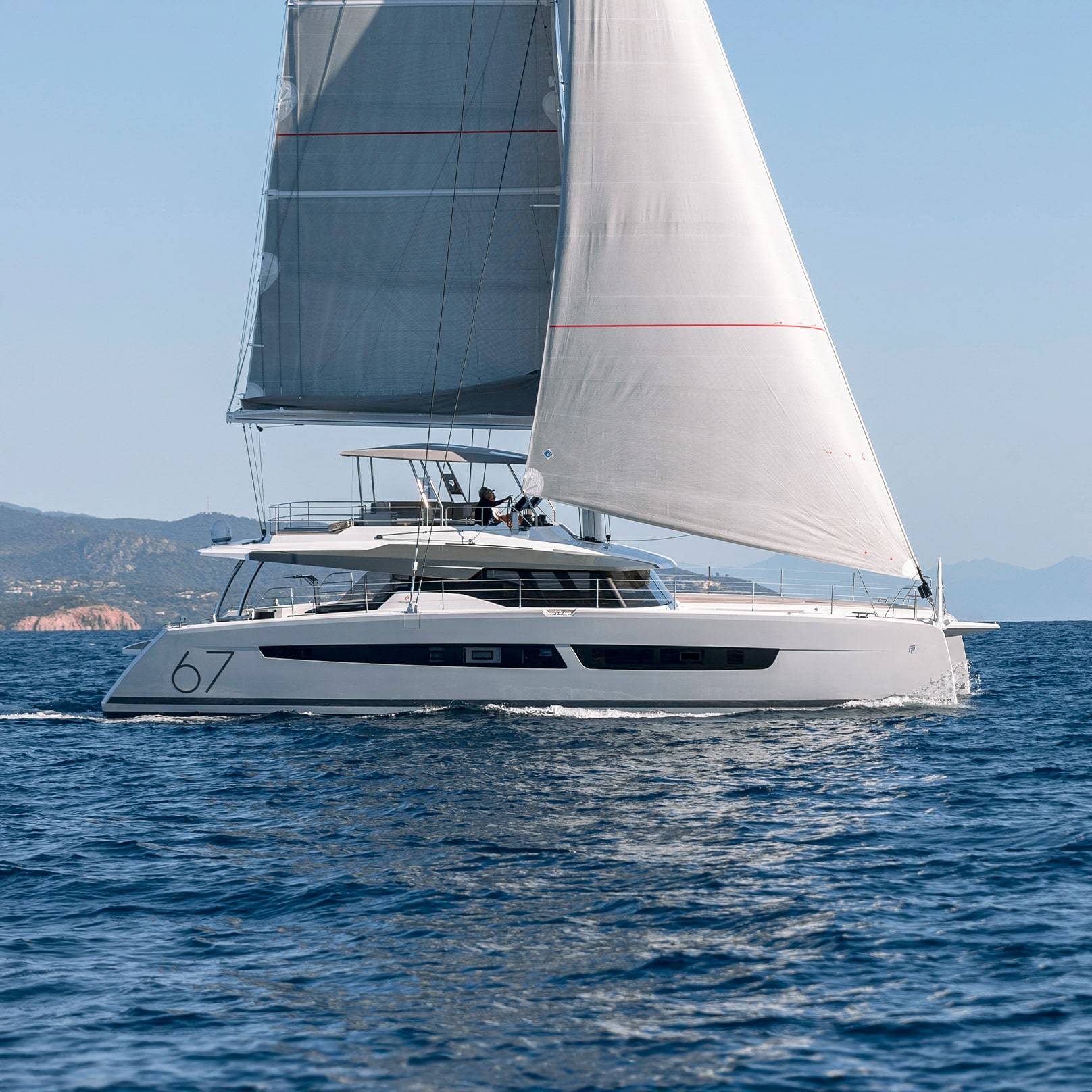 Yacht CHILOE, Fountaine Pajot | CHARTERWORLD Luxury Superyacht Charters
