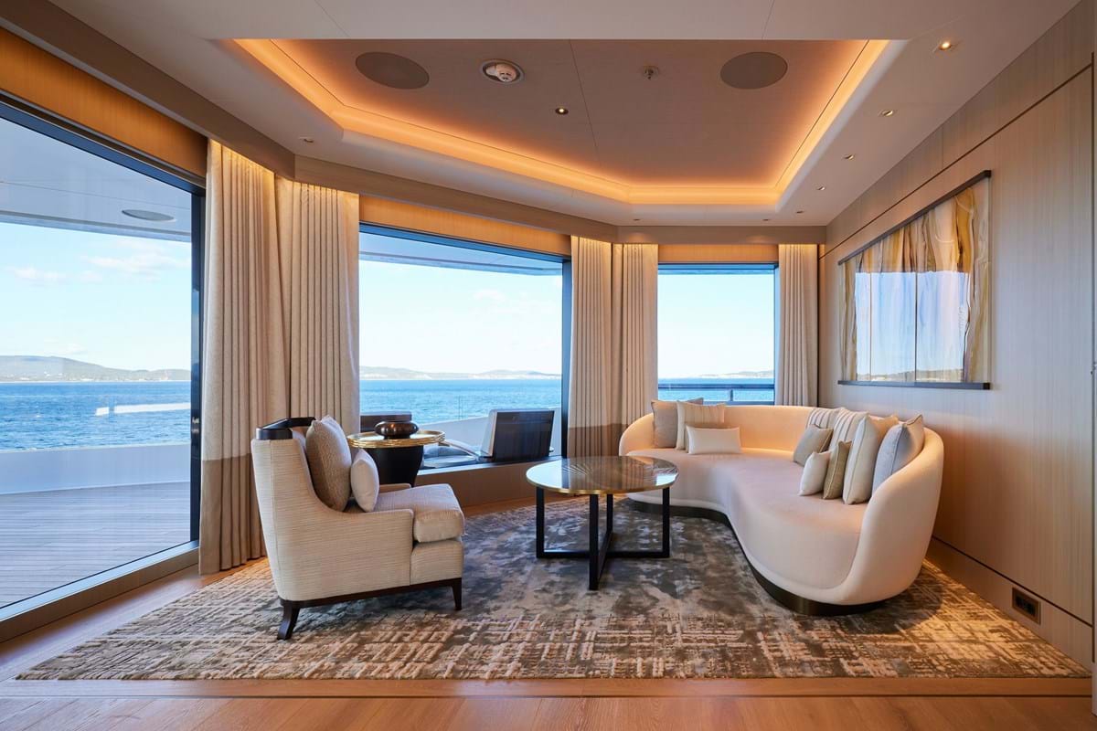 Yacht RENAISSANCE, Freire | CHARTERWORLD Luxury Superyacht Charters
