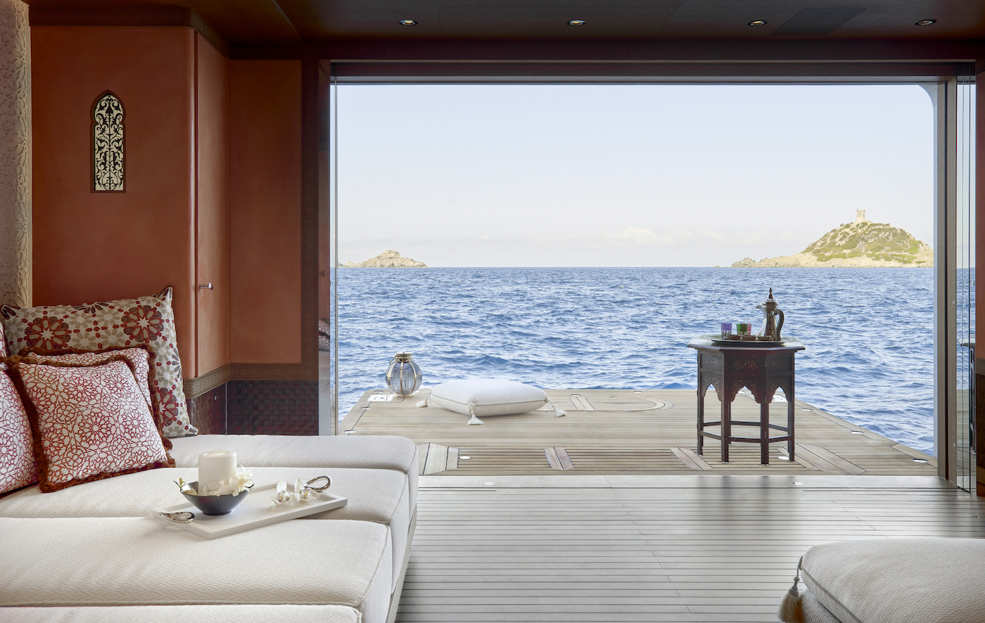 Yacht AMADEA, Lurssen | CHARTERWORLD Luxury Superyacht Charters
